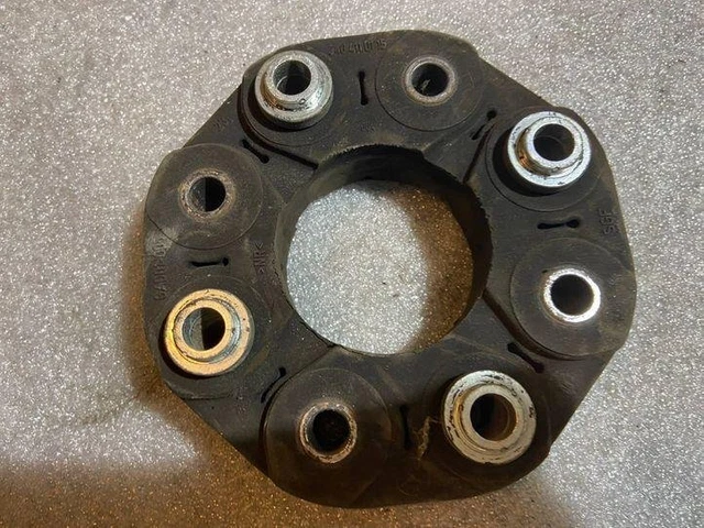 MERCEDES-BENZ CLS C219 Drive shaft rubber connection 2404110115 ...