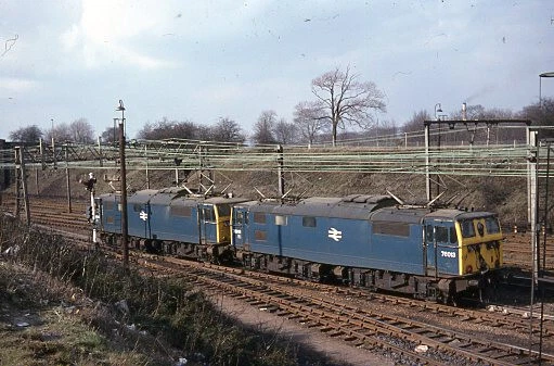 ORIGINAL COLOUR SLIDE of 76013 BR class 76 Woodhead electric loco £5.99 ...