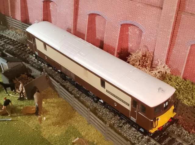 HORNBY CLASS 73 R3591 DCC Ready 00 gauge. China built. Pullman livery ...