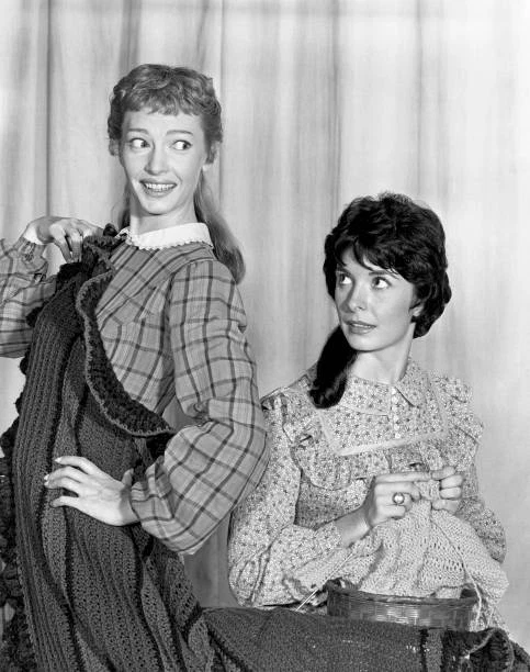 JEANNIE CARSON AND Margaret Obrien Star In Little Women 1 Old Music ...