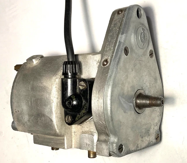 VINTAGE PRE WAR Lucas M01 Magneto Dated 1936 Blue Spark £187.90 ...