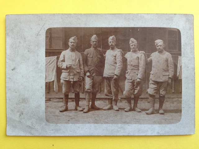CARTE POSTALE PHOTO Service MILITAIRES SOLDATS Uniforme du ? ème ...