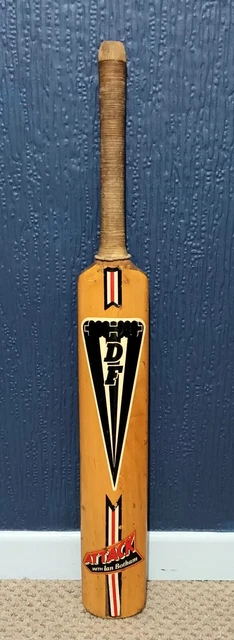 DF ATTACK WITH Ian Botham Cricket Bat Vintage £40.00 - PicClick UK