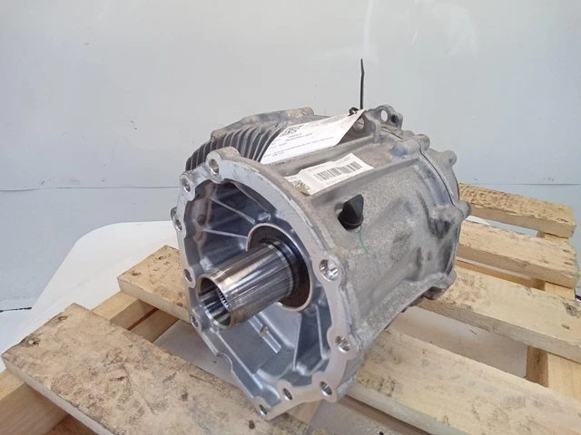 VOLKSWAGEN AMAROK TRANSFER Case 2H, W/ Self Locking Centre Diff, Non ...