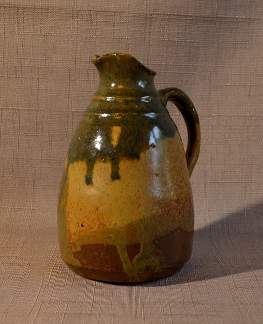 PICHET EN GRÈS signé LION saint Amand en Puisaye , carries, pointu £68. ...