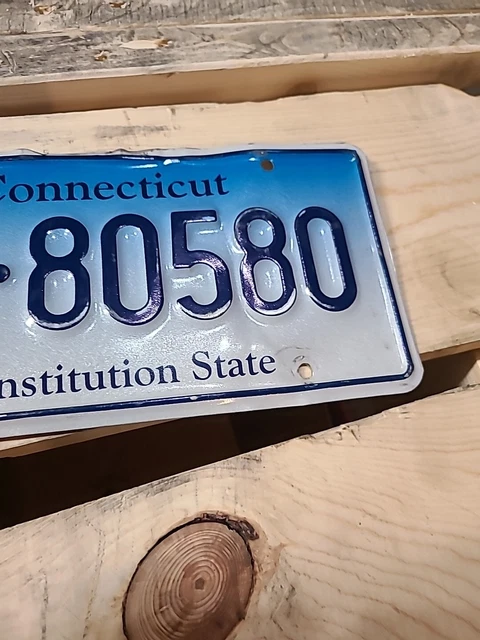 CONNECTICUT CT LICENSE Plate Constitution State Blue Fade AJ 80580 $9. ...