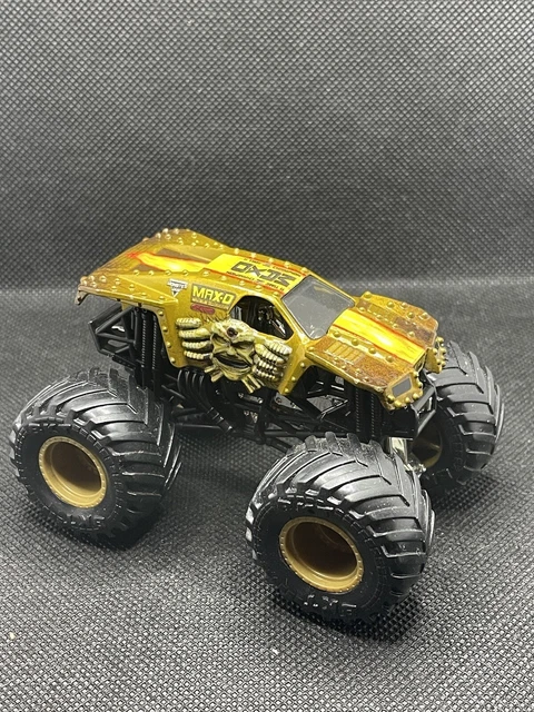 MONSTER JAM MONSTER truck gold max d 🇺🇸 Import Mega Rare VHTF 1:64 £8. ...