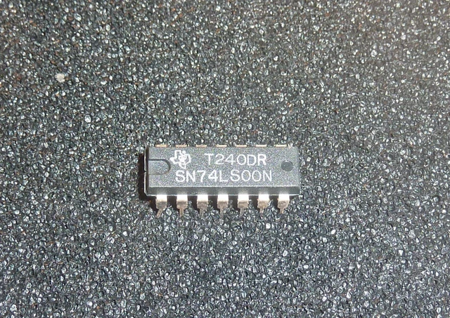74LS00N (4-CH 2-INPUT NAND Gates), Herst.: Texas Instruments EUR 1,00 ...