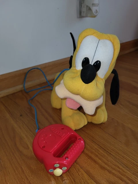 DISNEY, MATTEL. WALK and Wag Pluto, Remote Control, Walking Toy, 1999 £ ...
