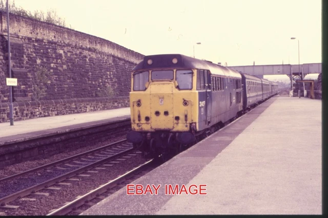 ORIGINAL 35MM SLIDE CLASS 31 LOCO NO 31427 AT BRIGHTSIDE STATION 5/87 £ ...