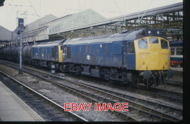 ORIGINAL 35MM SLIDE CLASS 25 LOCO NO 25218 AT CREWE 4/84 £3.50 ...