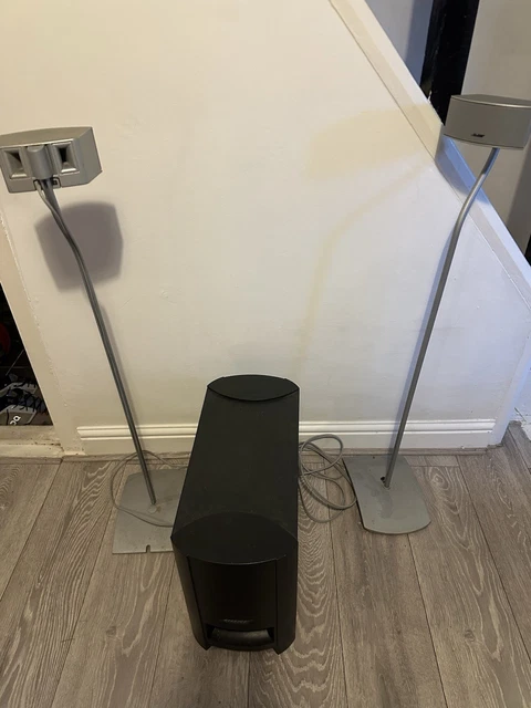 BOSE 321 PAIR Of Speakers On Stands And Bose Acoustimas 300 Series Ii ...