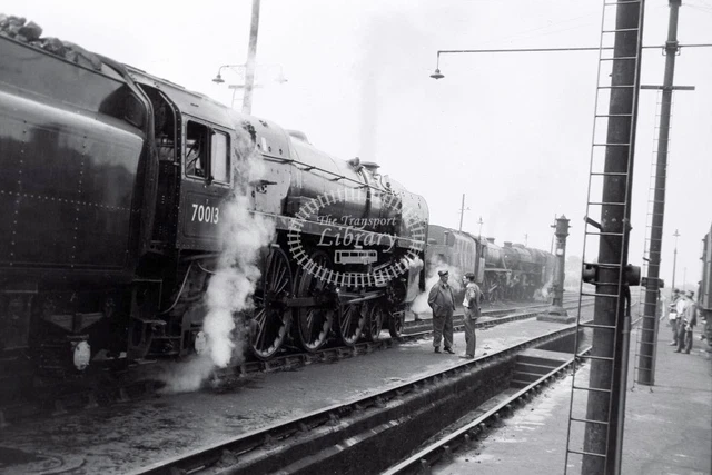 PHOTO BRITISH Railways Steam Locomotive 70013 Class Britannia at ...