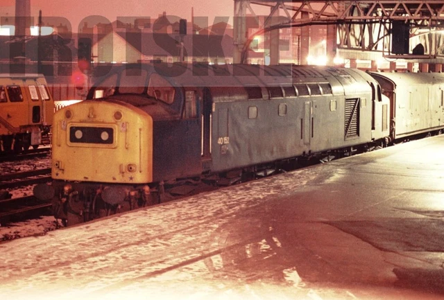 35MM COL NEGATIVE BR British Rail Diesel Loco 40152 Class 40 Manchester ...