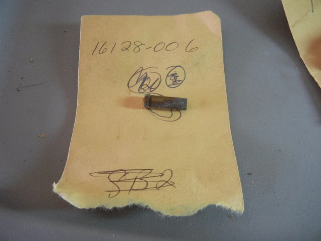 Nos Kawasaki Check Valve F5 F6 F7 F8 F9 Ke250 16128 006 Eur 10 98