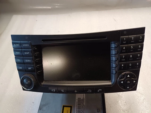 17E* MERCEDES-BENZ W211 W219 Radio CD-Player DVD-Player Navigation ...