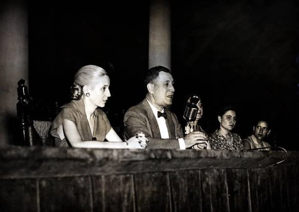 ARGENTINE PRESIDENT JUAN Peron with his wife Eva Peron 1952 OLD PHOTO ...