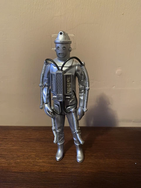 DOCTOR WHO CYBERMAN (Tomb Of The Cybermen) 5” Figure RARE (2) £20.00 - PicClick UK