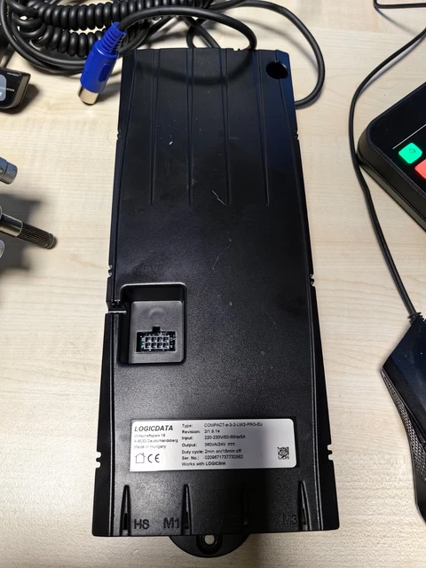 LOGICDATA COMPACT-E-3-2-LW2-PRO-EU + DeskControl 520 + Motor Nidec 405. ...