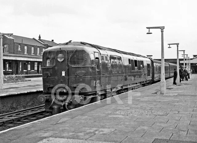 RAILWAY PHOTOGRAPH 6X4 BR 10202 Willesden Junction, 1960. £3.25 ...