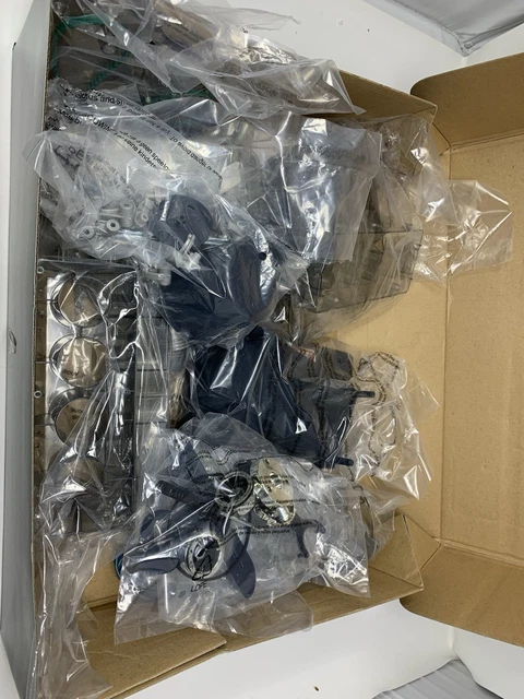 HAYNES BUILD YOUR Own V8 Engine - Partly Built model kit with sound [b ...