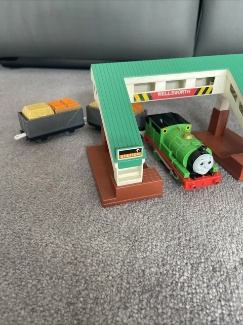 THOMAS & FRIENDS MATTEL Trackmaster Percy 6 1994 motorised With X2 ...