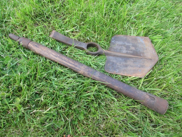 WW2 BRITISH ARMY Entrenching Tool 37 Pattern Spade Handle Head Dated 43 ...