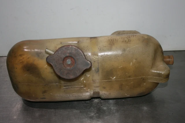 VW BUS LT28 Perkins Diesel Ausgleichsbehälter Kühlwasserbehälter ...