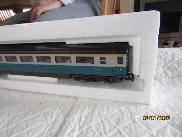 MODEL RAILWAY - Coach - Jouef Item No 5751. Coach Number M 11017. VGC £ ...