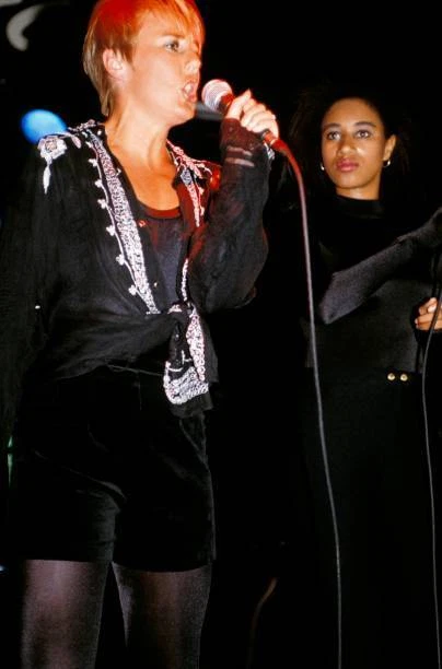 PEPSI AND SHIRLIE Band Singer Performing Pepsi And Shirlie Old Music ...