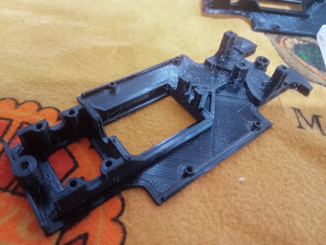 CHASIS 3D DE Tomaso Pantera MSC-Scaleauto EUR 9,00 - PicClick FR