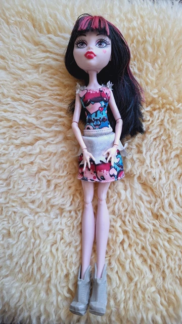 MONSTER HIGH BOO York Draculaura Frightseers Doll Mattel Retired ...