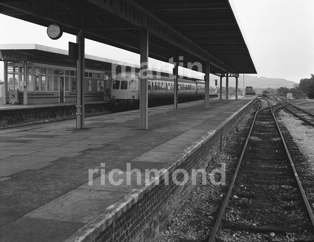 WHITLAND STATION CLASS 101 DMU C823 4.5 x 5.5 Trimmed Railway Negative ...