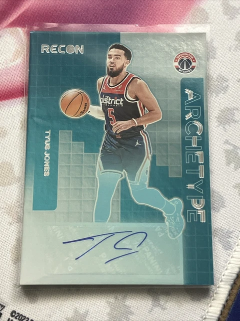 TYUS JONES 2023-24 PANINI RECON AUTO SP ARCHÉTYPES AUTOGRAPHE AS-TYU ...