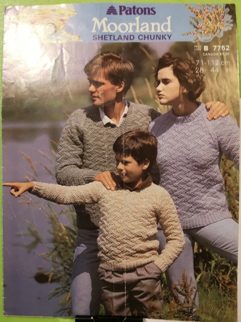 PATONS BALDWINS 7752 VINTAGE 80s KNITTING PATTERN V or crew neck family ...