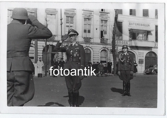 FOTO 2WK BELGIEN Stadt Gent Leopold Kaserne Vereidigung Offizier Parade ...