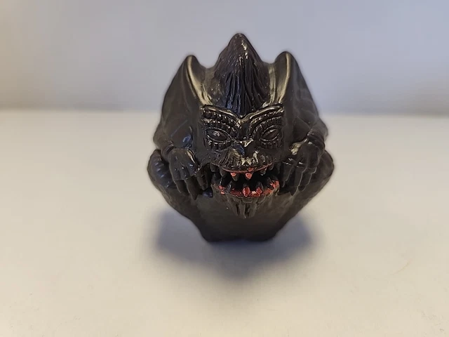 LJN 1984 GREMLINS Water Hatchers Cápsula Contenedor Vaina de Huevos con ...