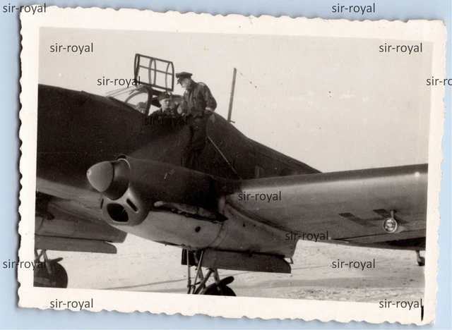 JUNKERS JU 87 Stuka Flugzeug mit Luftwaffe Soldaten - Wehrmacht - WK2 ...