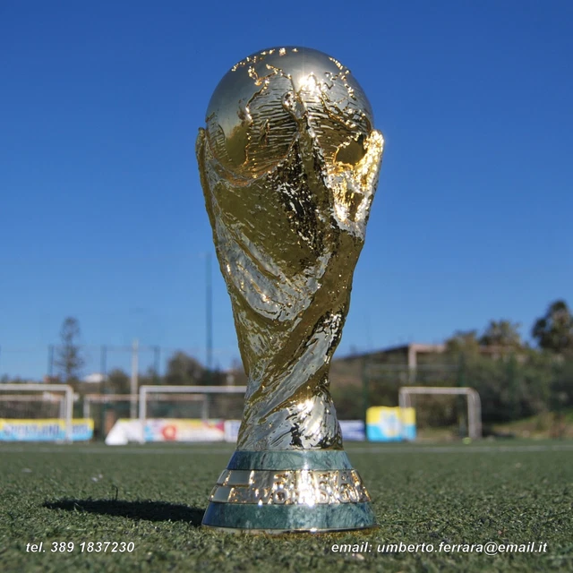 COPPA DEL MONDO di calcio FIFA WORLD CUP TROPHY QATAR 2022 EUR 1.000,00 ...