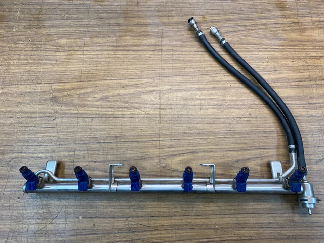 FORD FALCON BA / BF 6 Cylinder Fuel Injector Rail + Injectors ...