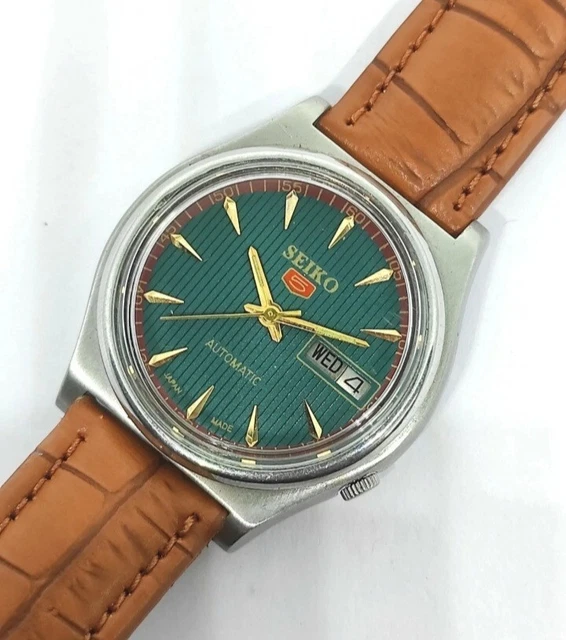 SEIKO 5 AUTOMATIC Watch cal-7009 Green Dial 17jewel Day&Date Men's Wrist watch EUR 60,04 ...