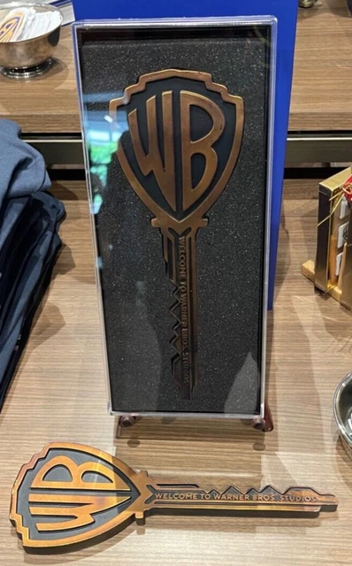 WARNER BROS STUDIO Tour Hollywood 100 Years WB Decorative Key New in ...