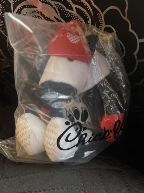 CHICK-FIL-A HOLIDAY 2025 Plush Cow Toy Snow Day Christmas Brand NEW ...