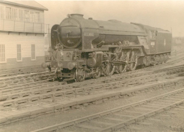 RAILWAY STEAM LOCO 60138 - GELDARD BOX - REAL PHOTO 16x11CM - C1953 £2. ...
