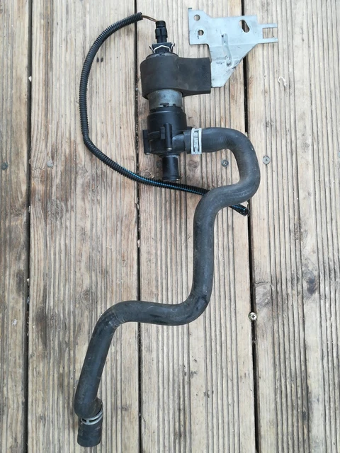 POMPE À EAU bosch PA66-GF30 / PA 66 GF 30 / PA66 MF40 / 0 392 020 034 ...