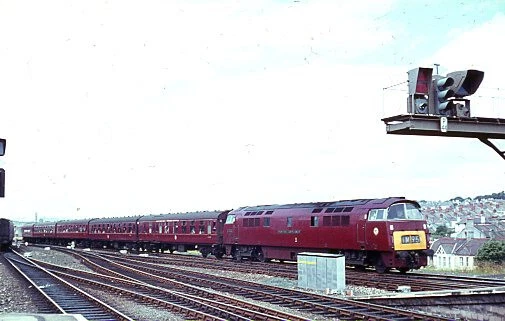 ORIGINAL COLOUR SLIDE of maroon D1010 BR class 52 Western diesel ...