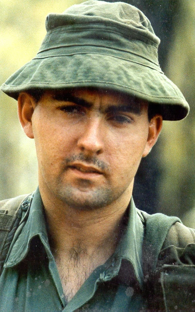 GIGGLE BUSH HAT OLIVE GREEN - AUSTRALIAN ARMY GENUINE ISSUE 1970-80's ...