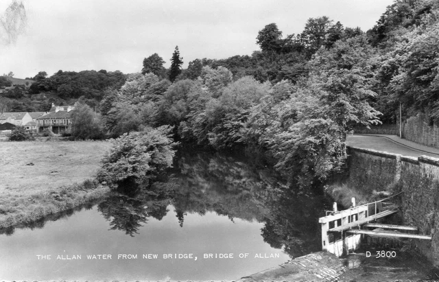 BRIDGE OF ALLAN : The Allan Water from the New Bridge : card no D. 3800 ...