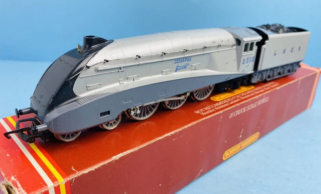 HORNBY 'OO' GAUGE Lner 'Silver Fox' 2512 Class A4 Steam Loco Boxed ! £ ...