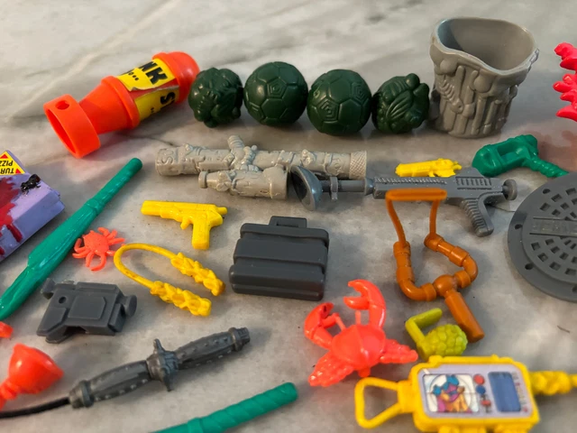LOT VINTAGE TMNT Teenage Mutant Ninja Turtles accessories weapons parts ...